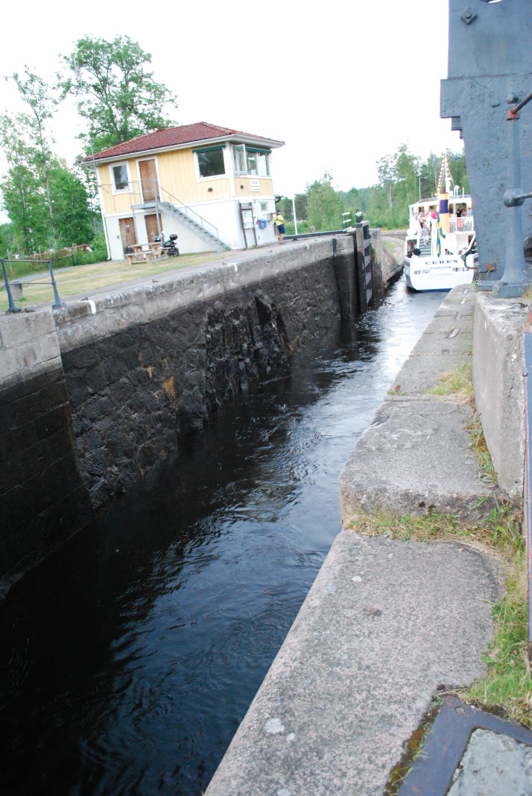 Ulliga, gulliga, färgglada: Hjo och Forsvik