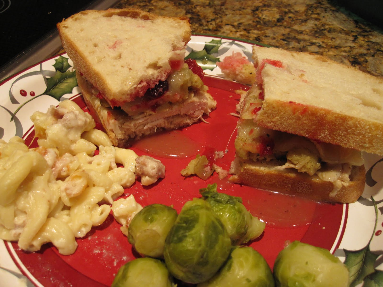 Delicious Food: The Elusive Leftover Sandwich