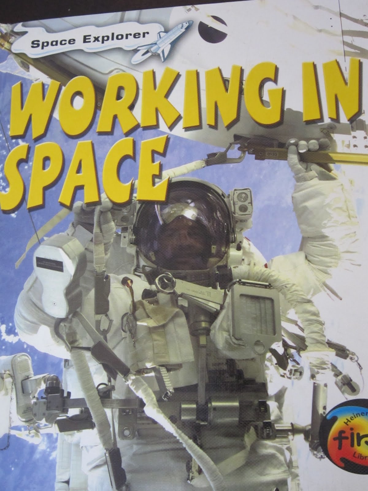 EDEE 653 Final Project-Book Blog: Working in Space by Patricia Whitehouse