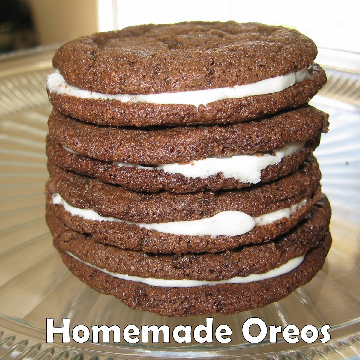 Pink Cookies with Sprinkles: Ice cold milk & an Oreo Cookie!