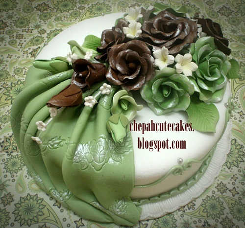 Home Bakery Bangi - Kajang: Hantaran Cake: Green!