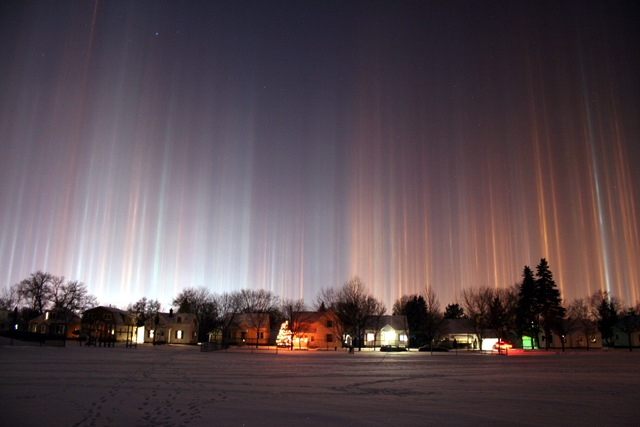 NATURAL PHENOMENON: LIGHT PILLARS