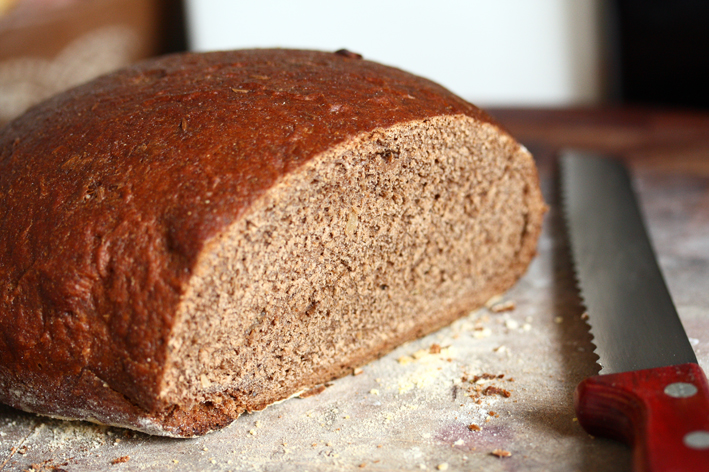 La Cucinetta: Pão preto ou falso Pumpernickel