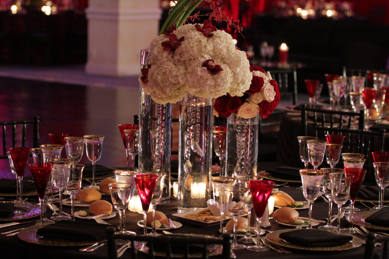 Amazing wedding at the Omni Shoreham. | Davinci Florist