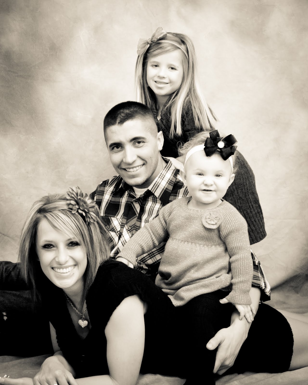 Holly's Hobby's Photography: Sandoval family