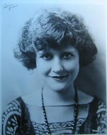 Philip Mershon's Felix In Hollywood: Quelle Scandale, By George