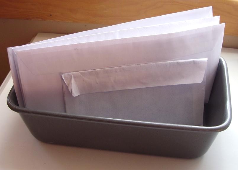 ShabbyNChic: Upcycle Your Baking Pans