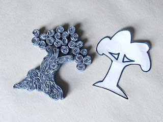 jean repair: Creative denim tree decoration