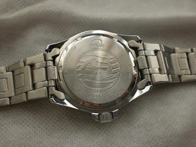 I Am WATCHing You: ORIENT "Double Dolphins" 200m Divers Quartz