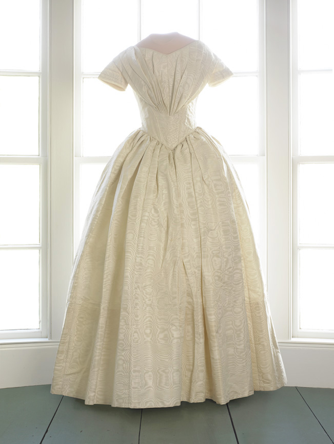 SilkBrocade's Passion for Fashion: Creme de la creme: Susan's 1844 ...