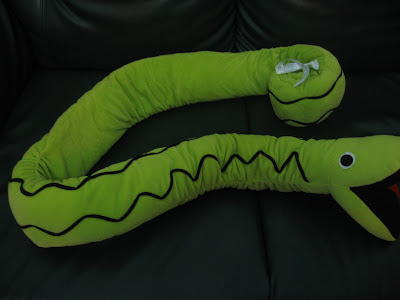 JuaiMurah: Brand New Ikea Snake Pillow