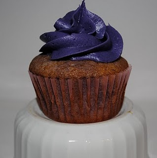 ALL i WANNA DO is BAKE!: My Mom's Favorite....Anything with UBe