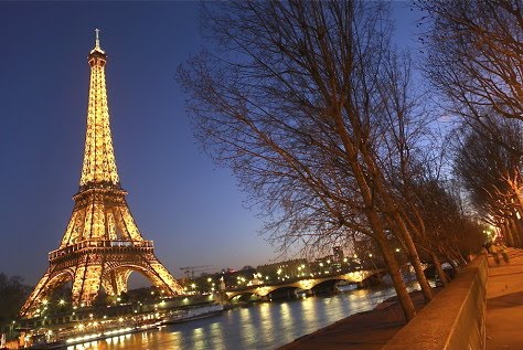 Places and Foods: Paris: The Cosmopolitan Capital of France