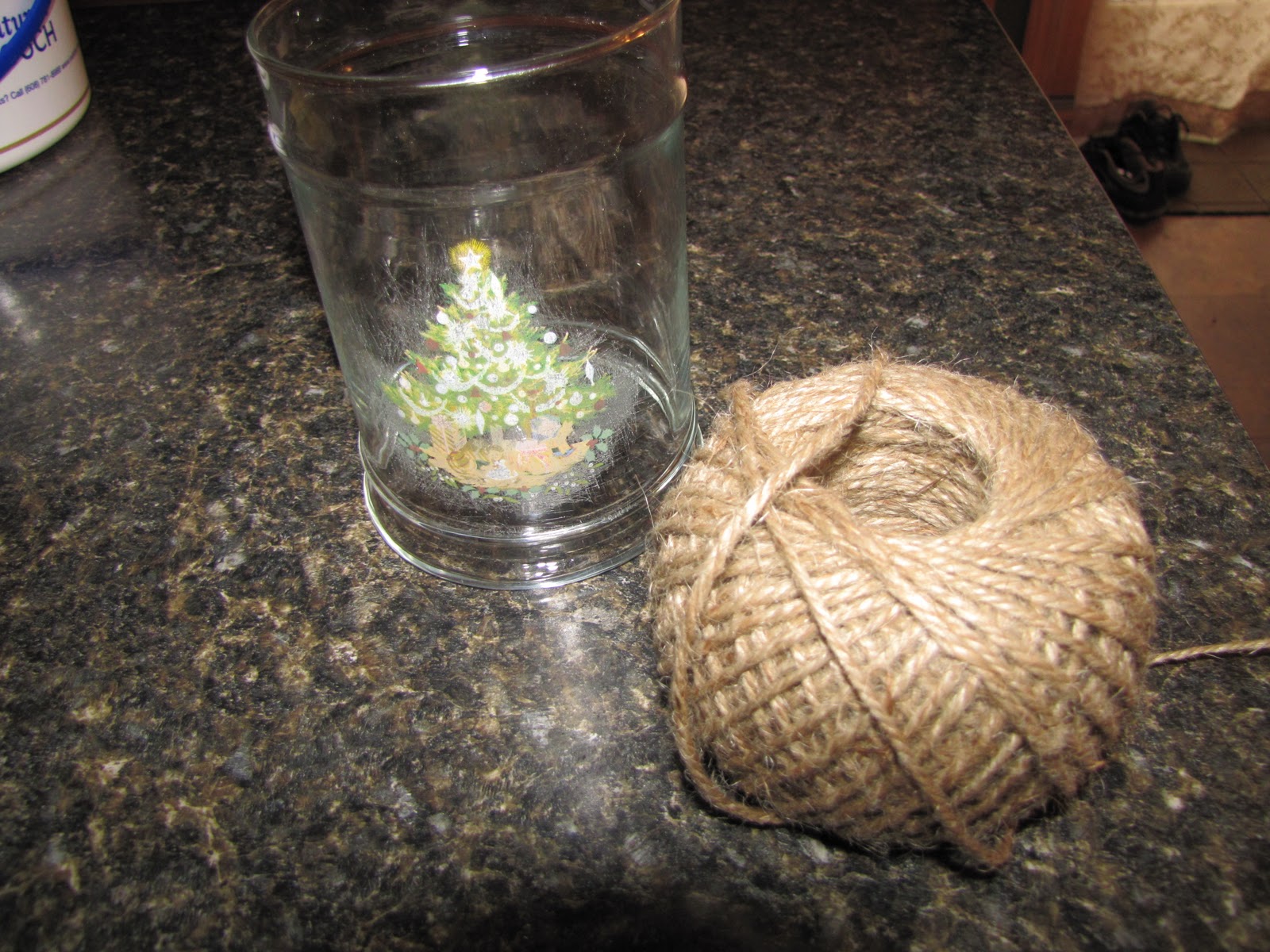 Sustainably Chic Designs: Thrifty Twine Jar