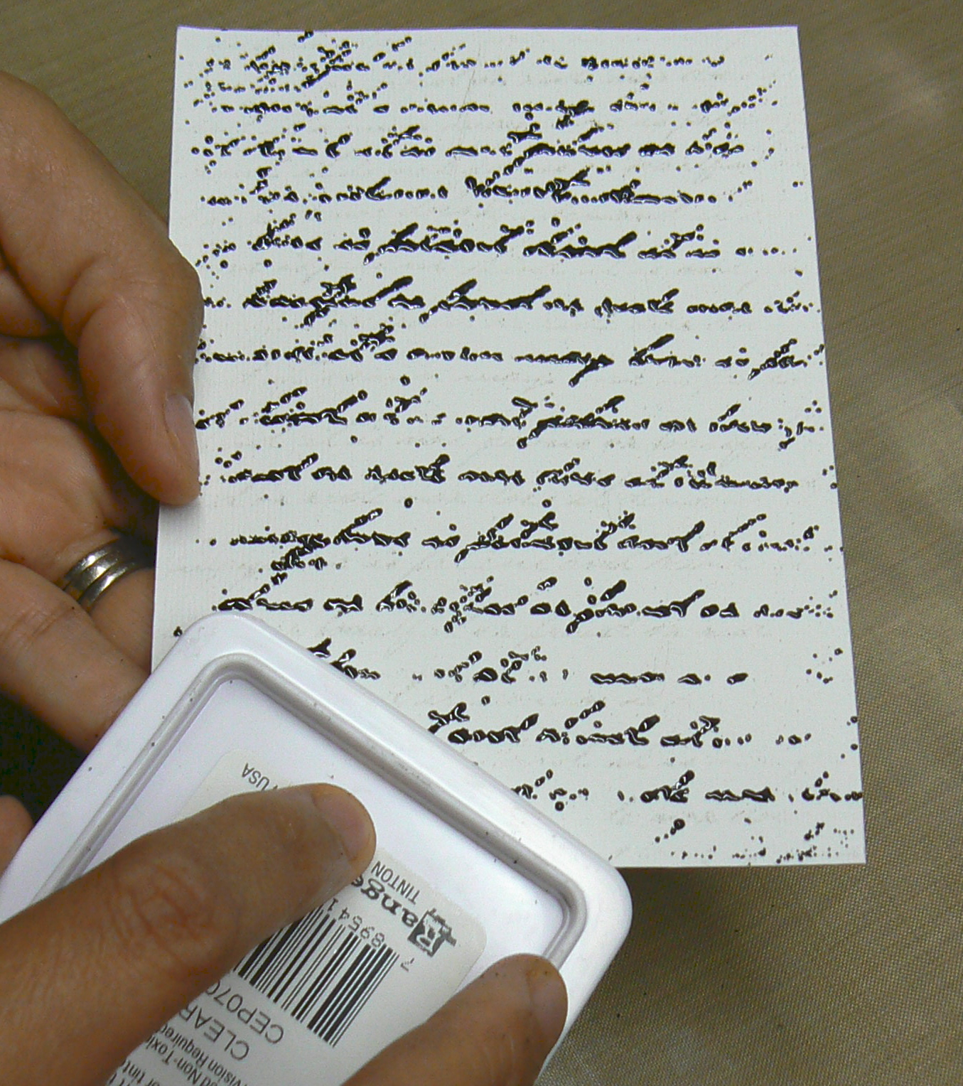 Oh, Scrapulous!!: Tutorial ~ UTEE Embossed & Inked Background