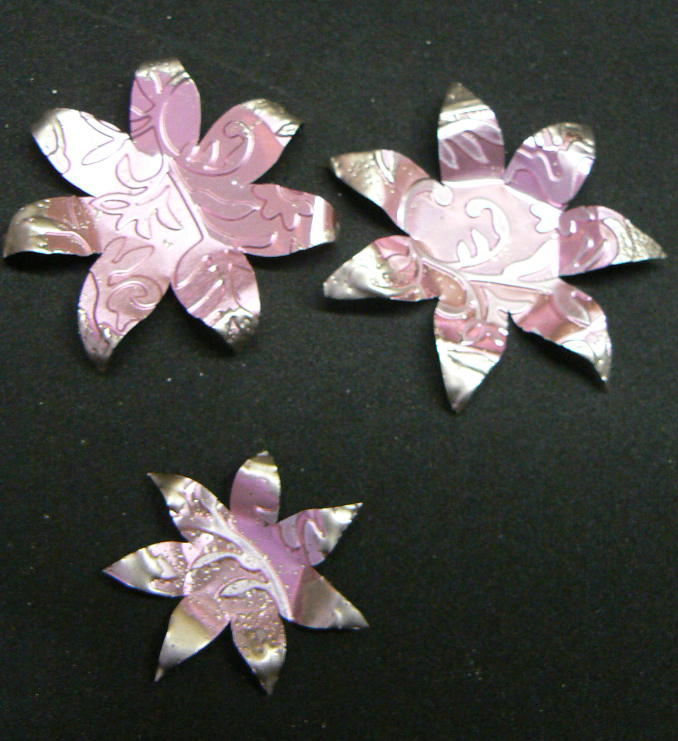 Oh, Scrapulous!!: Tutorial - Metal Flower