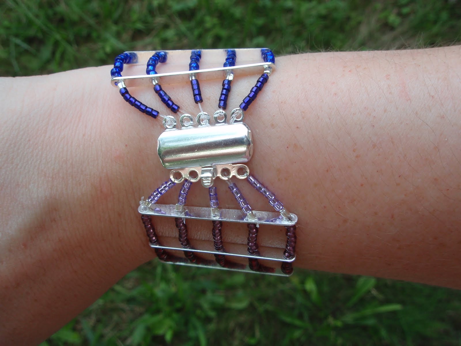 Sun Sparkle Designs: rainbow ladder bracelet