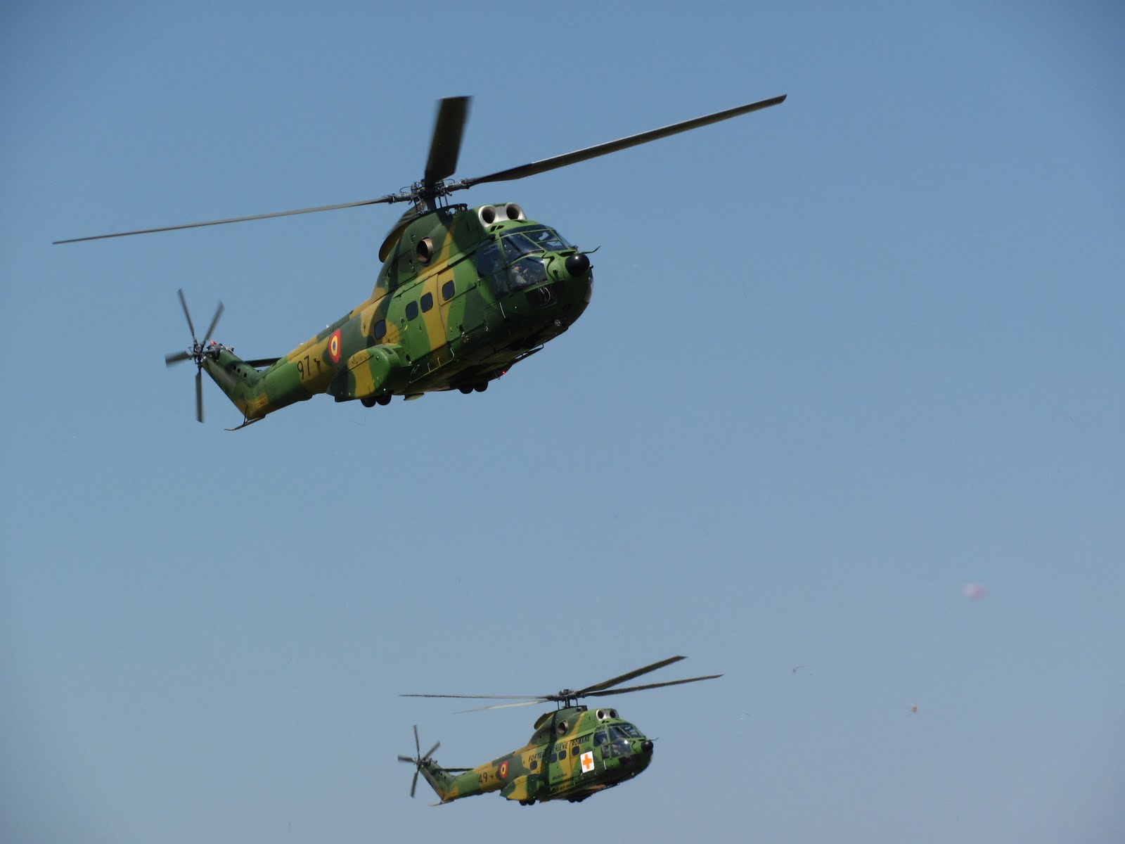 Photos by Rares: 2-3 poze cu armata romana:))