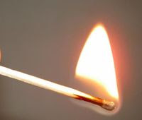 Pero esa es otra historia y debe ser contada en otra ocasión: Las cerillas