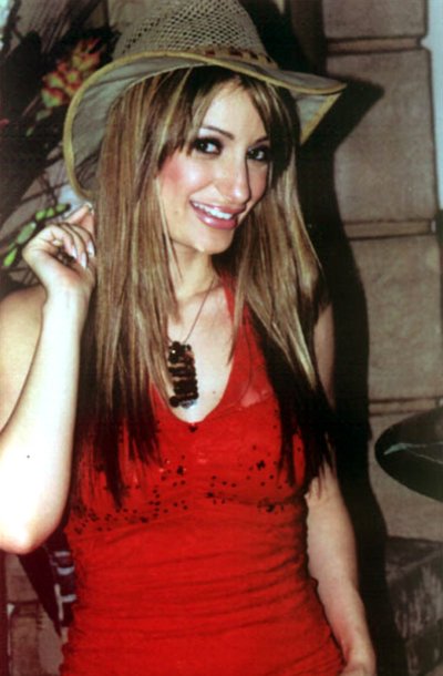 Universal Cinema's News: Bollywood ACTRESS Negar Khan-Negar Khan ...