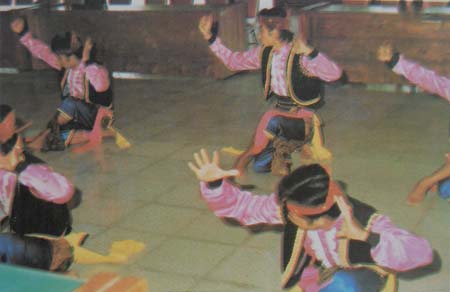 TARI GLIPANG ~ KUMPULAN ARTIKEL