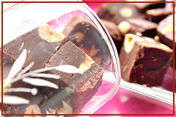 Fudge de chocolate y avellanas - Lola en la cocina