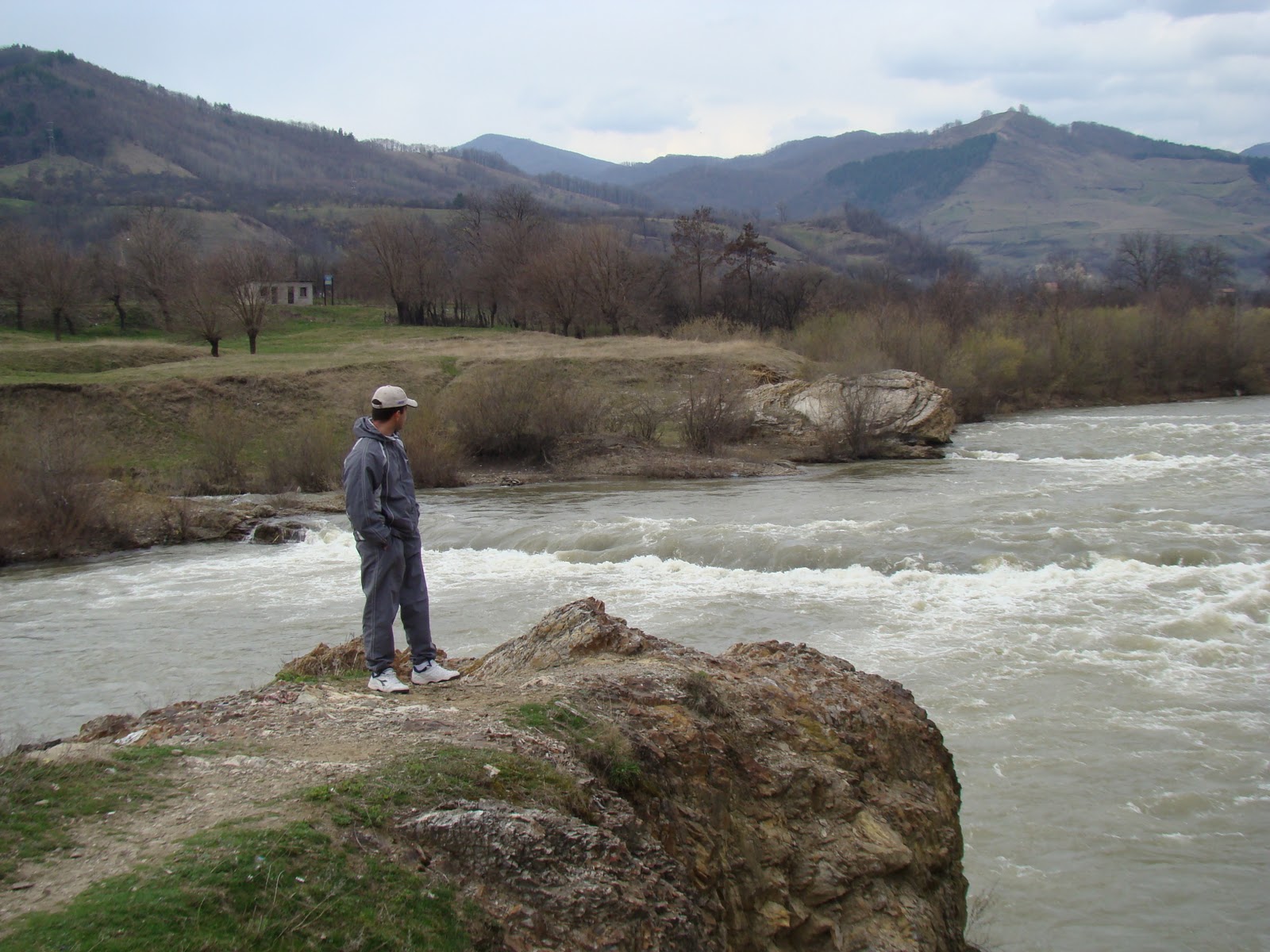 Raul Buzau – Romania vazuta din caiac