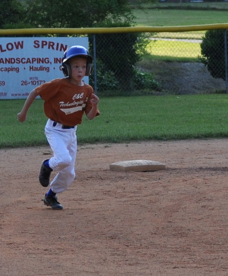 Parker and Maggie World: First Baseball Game of the Season