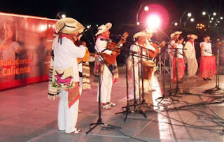 Música Guerrerense: Aplaude Colima ‘El son del huaco” de Alma Calentana