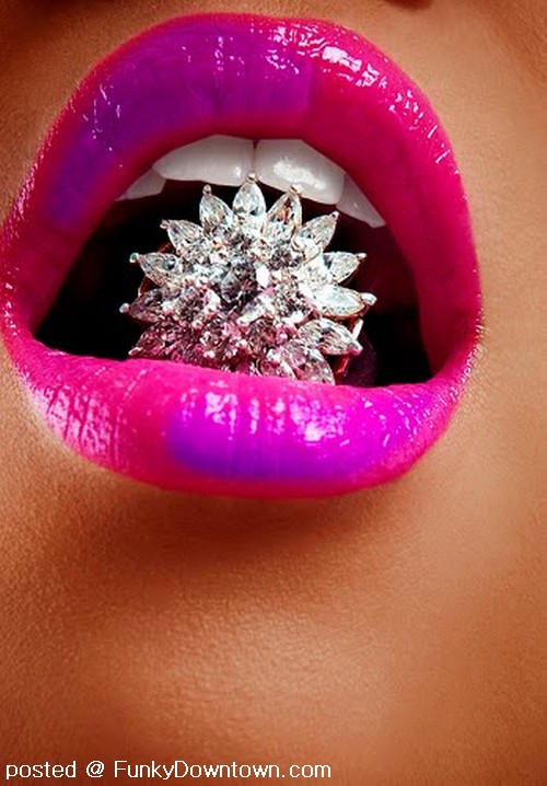 Internets Magic Beautiful Lips