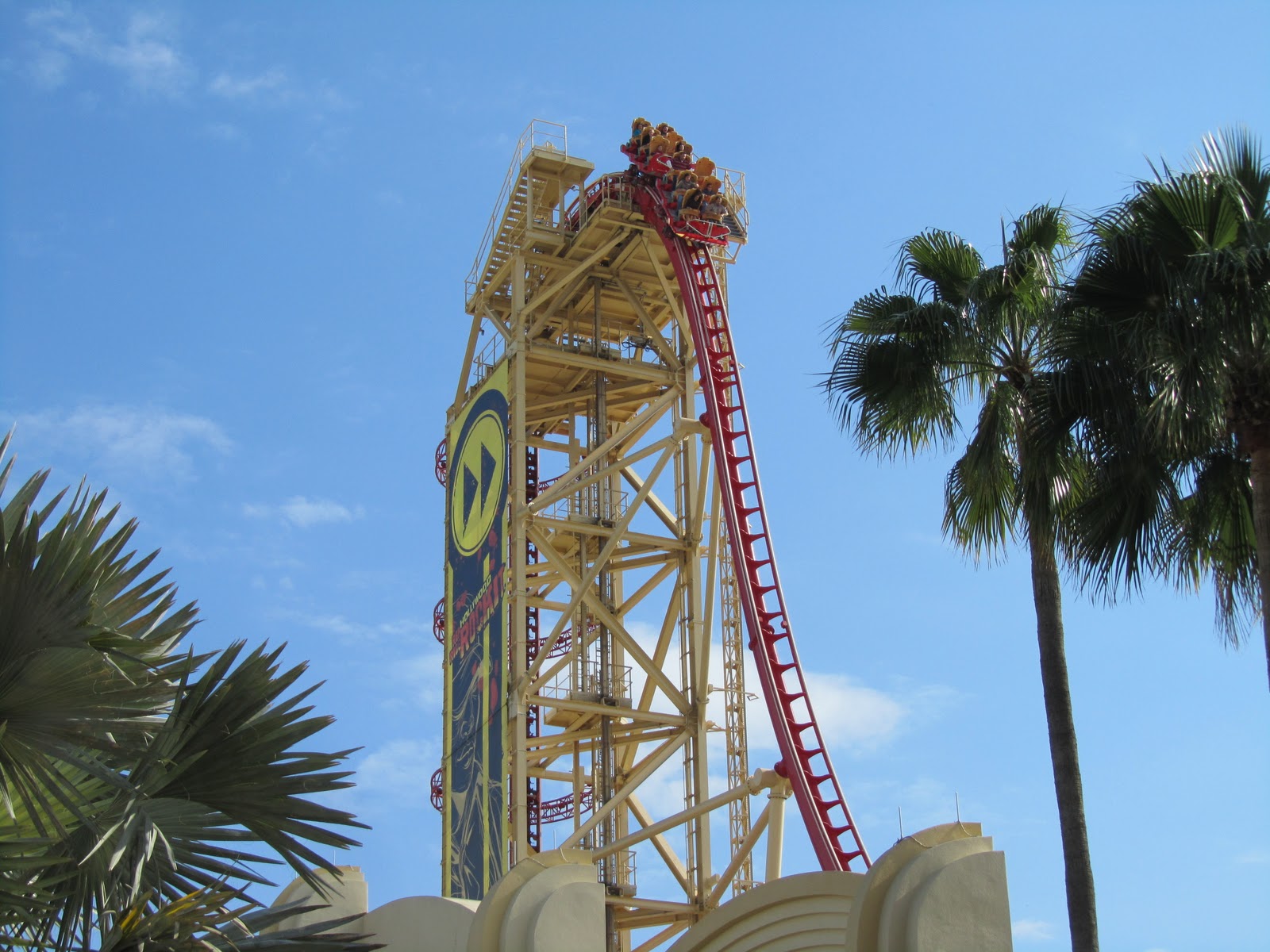 JJ Theme Park Reviews: Rip Ride Rocket