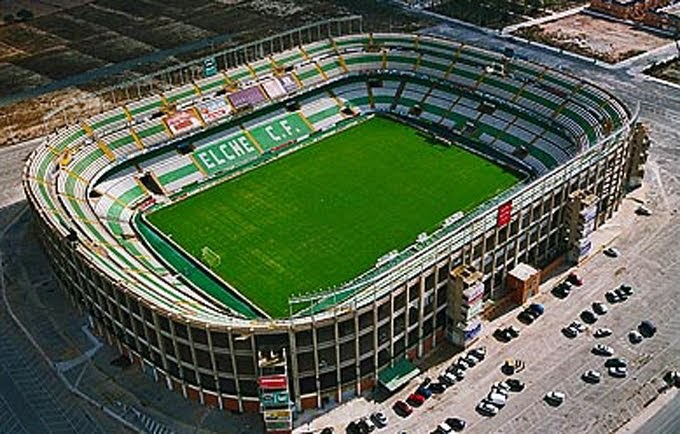Sport-Campina: Elche (Spania) - "Estadio Martinez Valero"
