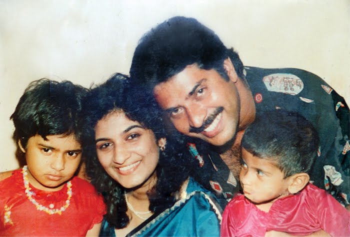 Mammootty Times: Mammootty's old pics with his family