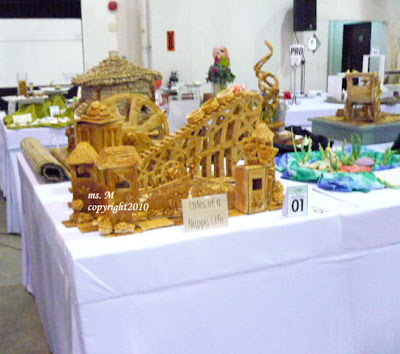 SOMEWHERE OVER THE RAINBOW: amazing showpieces