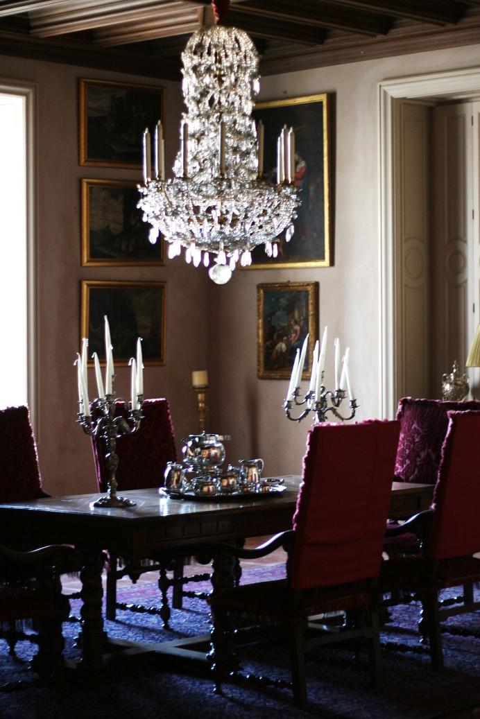 The East of the Middle: Richest Palestinian Munib Masri's crib. Eat ...