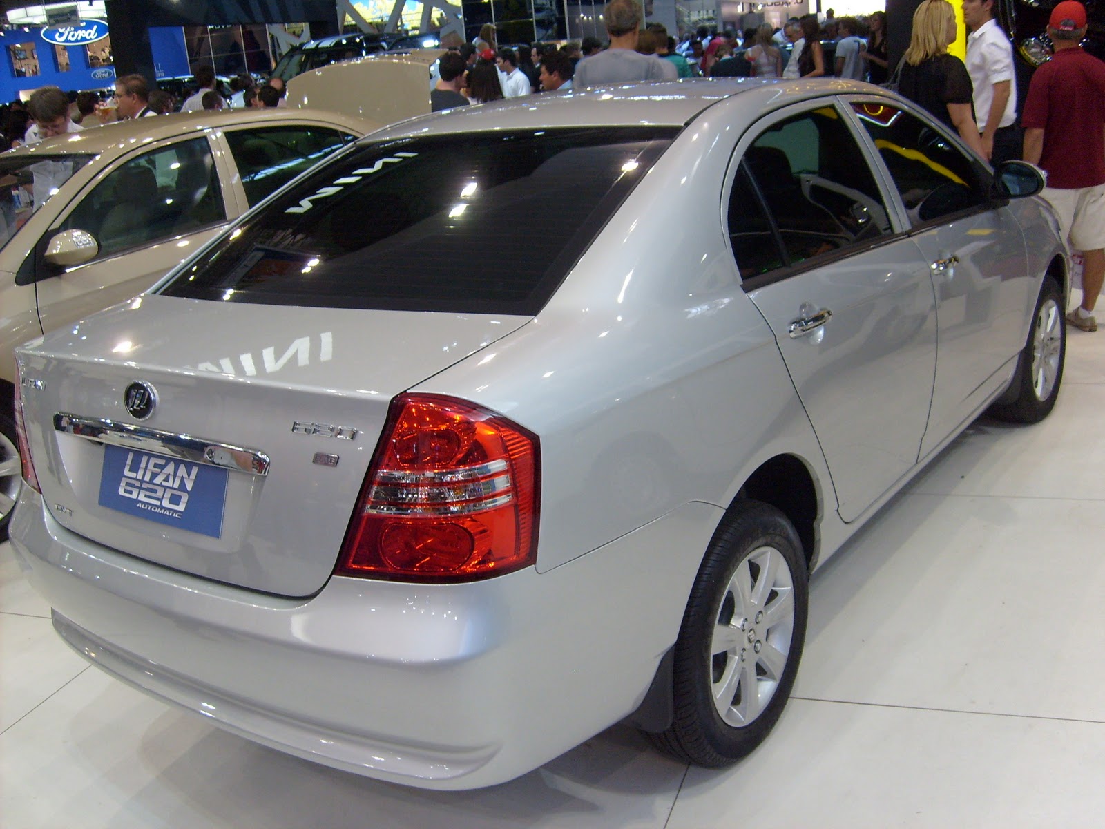 ويكيموبايل اسعار: سعر ليفان 620 مواصفات Lifan 620 2015