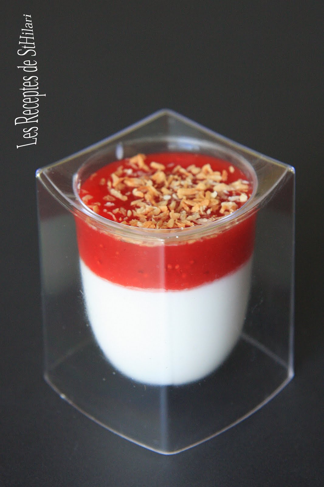 Les Receptes de StHilari: GOTET DE PANNA COTTA AMB COULIS DE MADUIXA