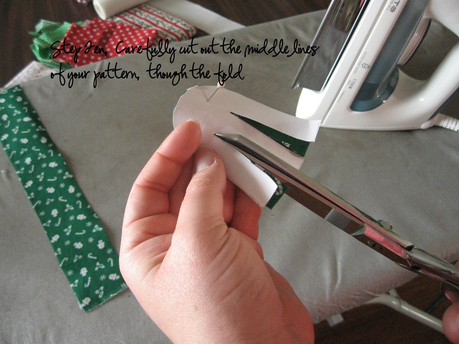 Pickup Some Creativity: Swedish Woven Heart Ornament Tutorial