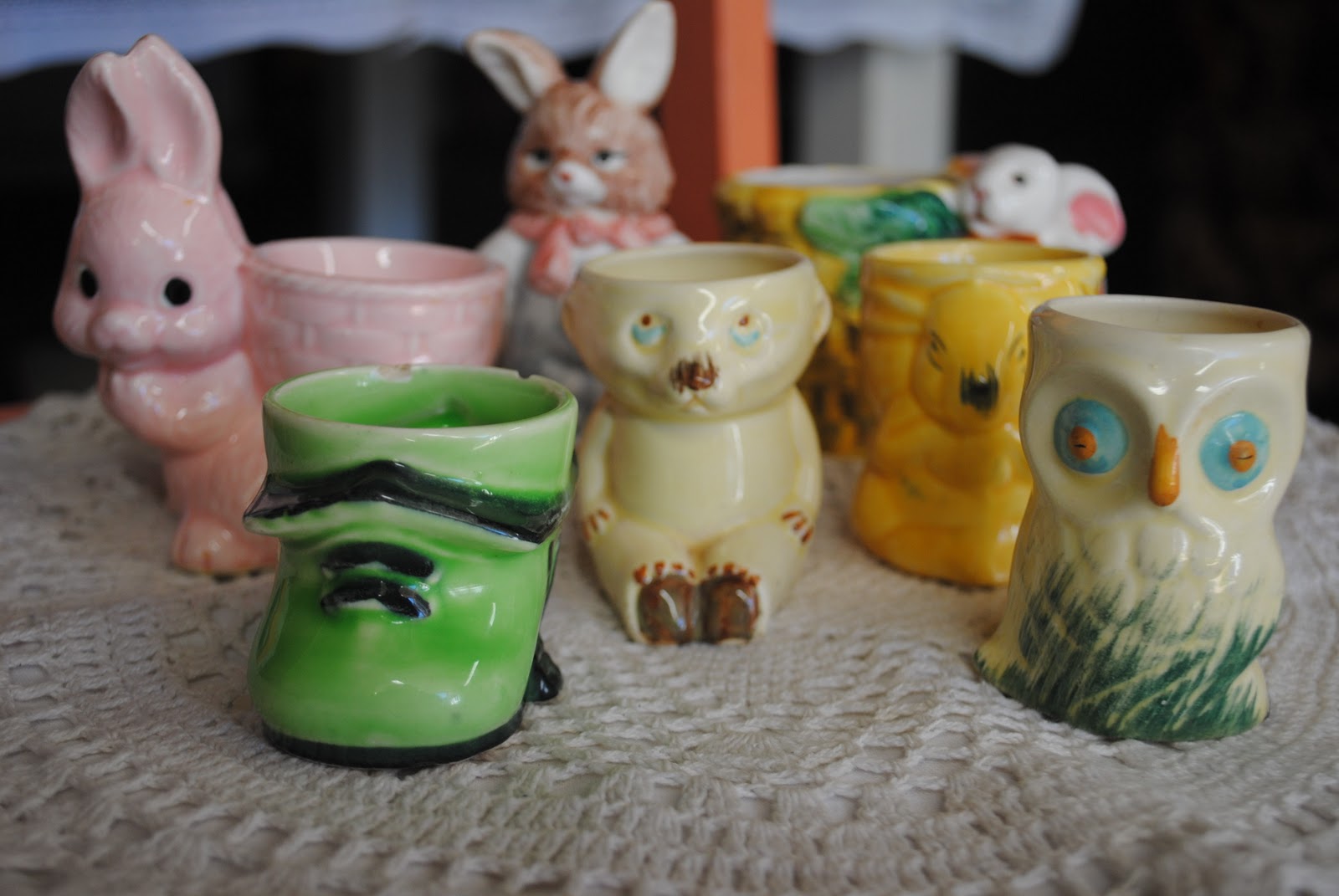 sebastian and sienna: I collect cute ceramic things.