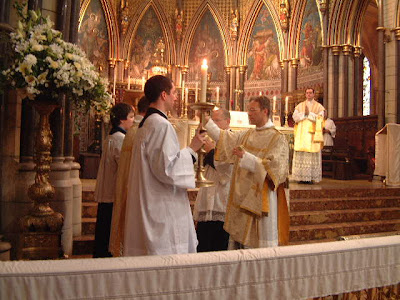 New Liturgical Movement: FSSP Masses in London and Reading