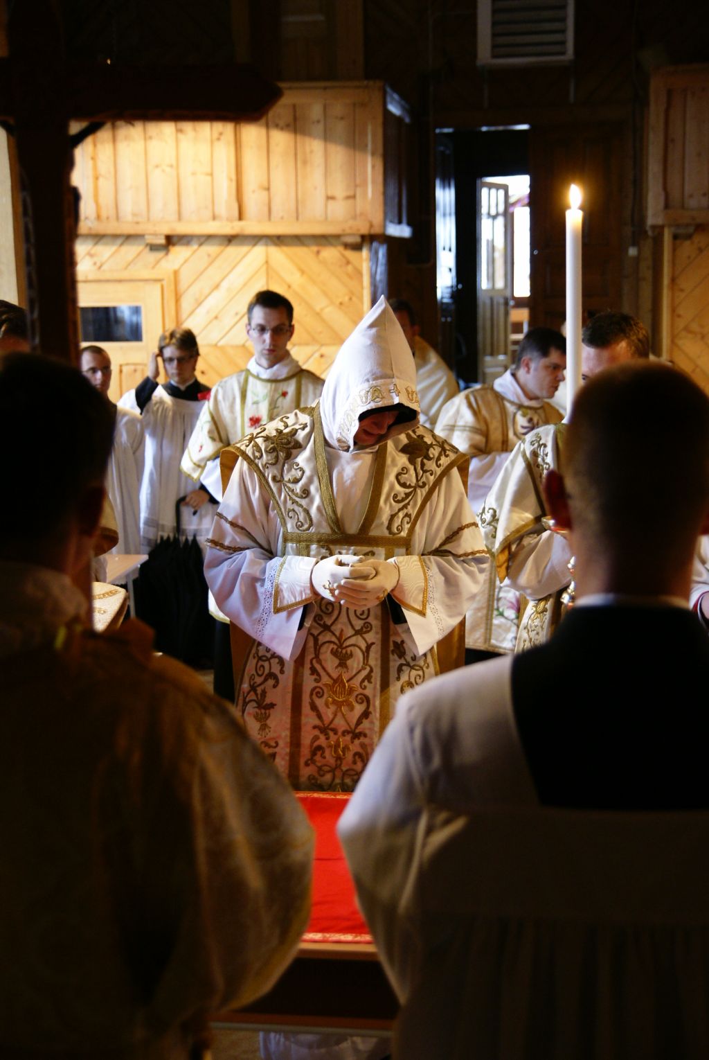 Missa Gregoriana no Mundo . SANTIDADE: Benedictine Abbot Celebrates ...