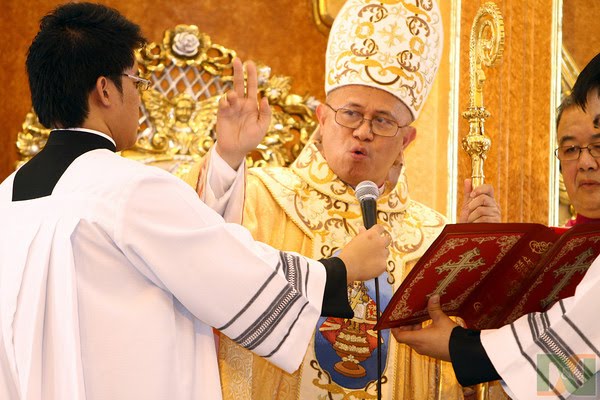 New Liturgical Movement: Installation of an Archbishop in the Philippines