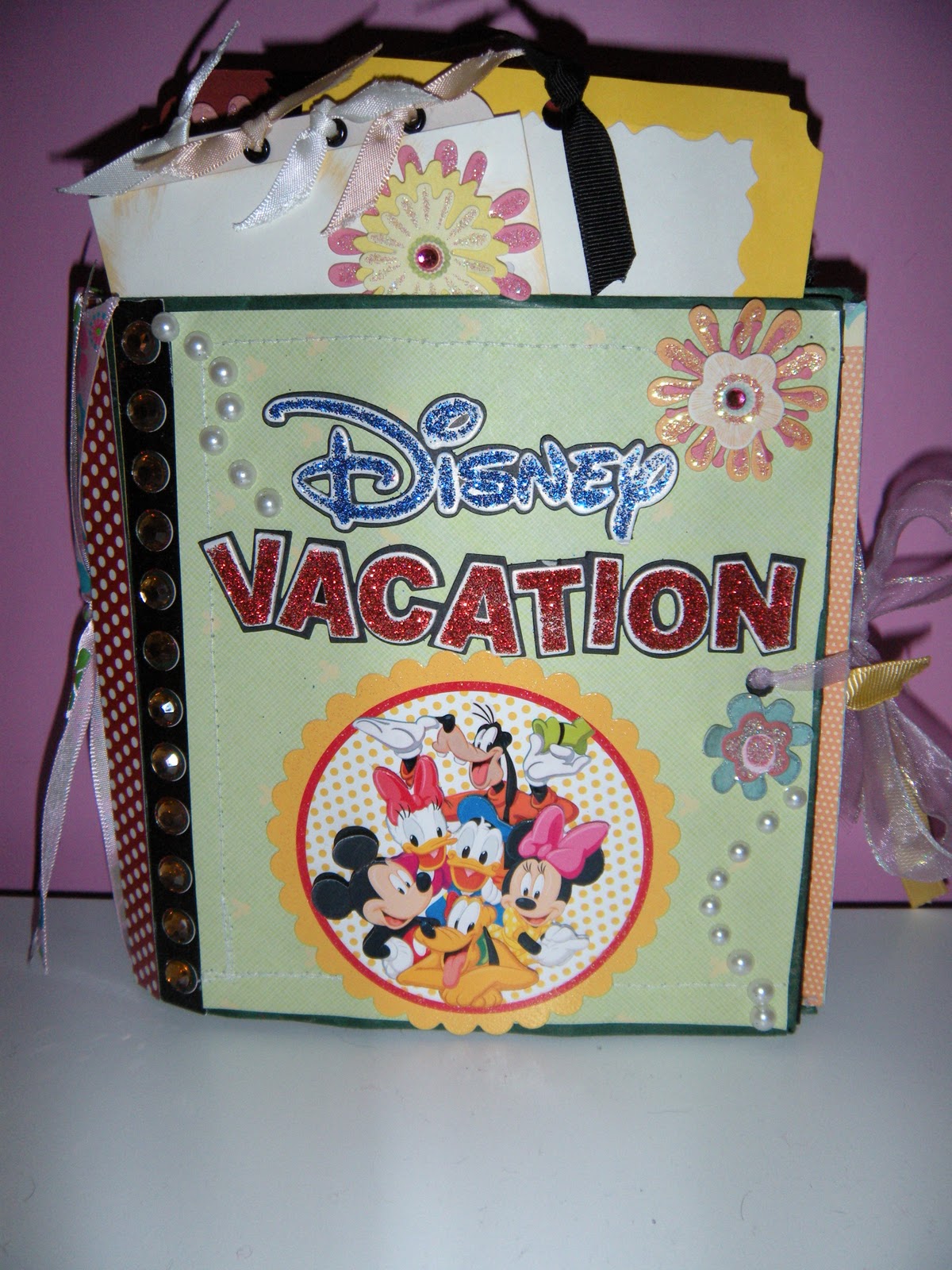 Scrapping With Lisa: Past Projects.