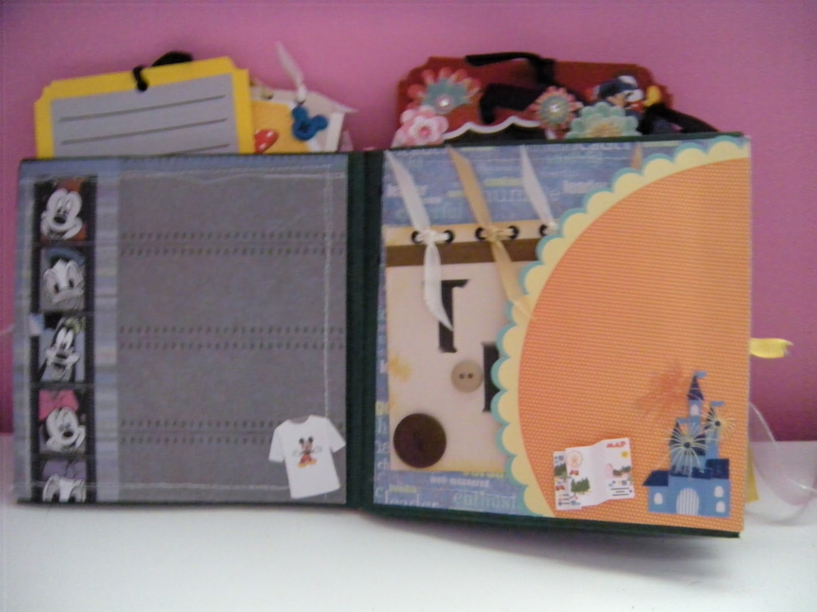 Scrapping With Lisa: Past Projects.