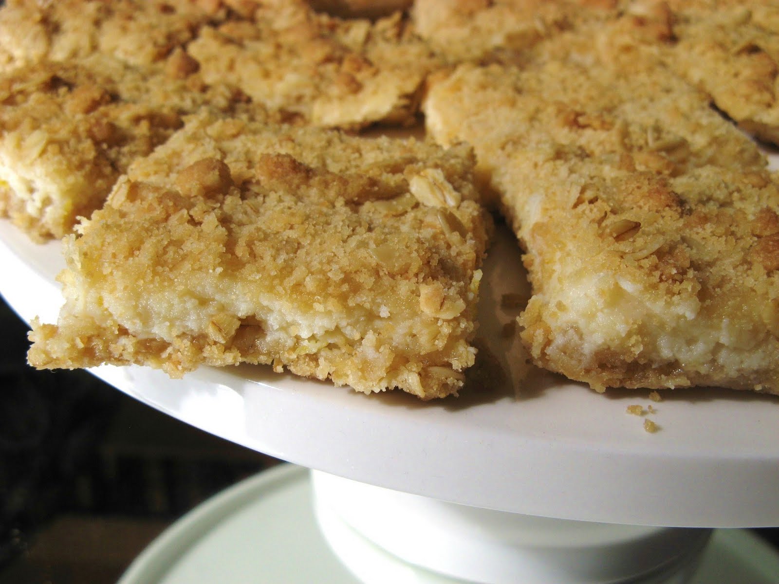 The Well-Fed Newlyweds: Creamy Lemon Crumb Squares