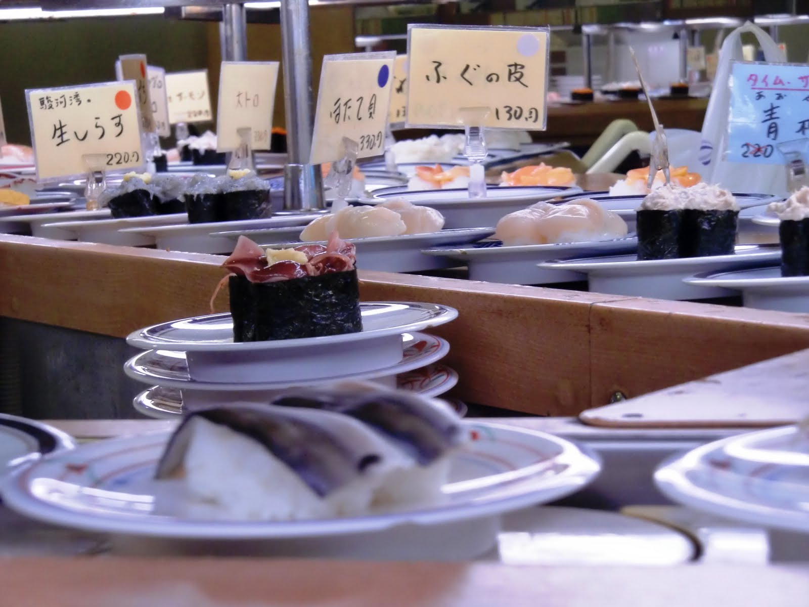 Pigging Out in NYC: All aboard the Sushi Train!