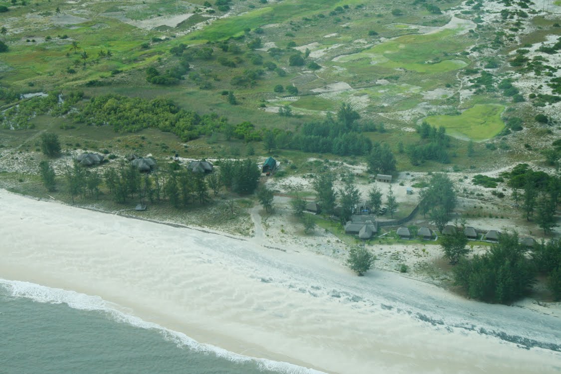 shannon's ventures: south africa: Mozambique, Part 1 of 3: From the Air