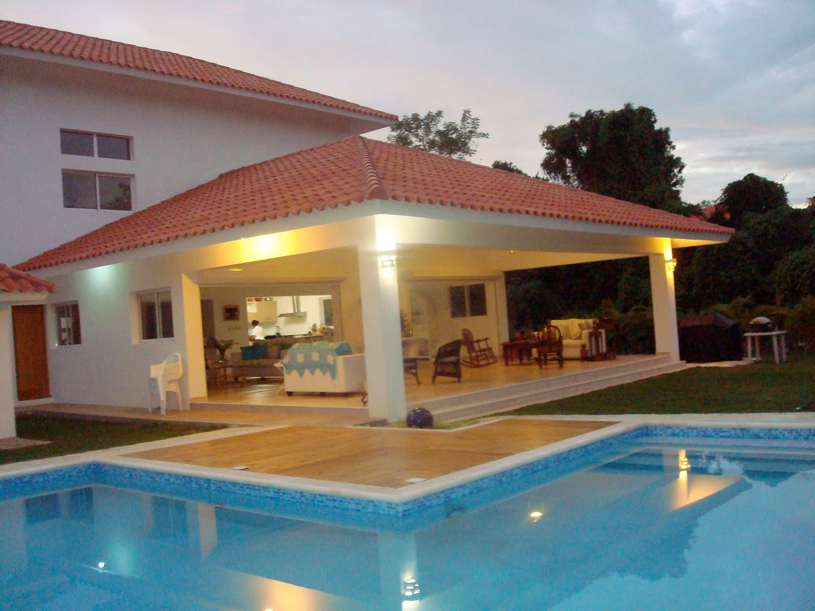 Juandoliando: SE VENDE LA CASA IDEAL