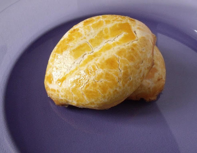 Navette à la Fleur d'Oranger - Orange Flower Cookies - Orangenblüten Kekse