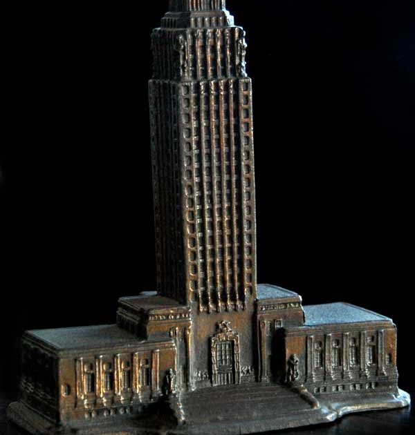 Building Collector: State Capital Replicas